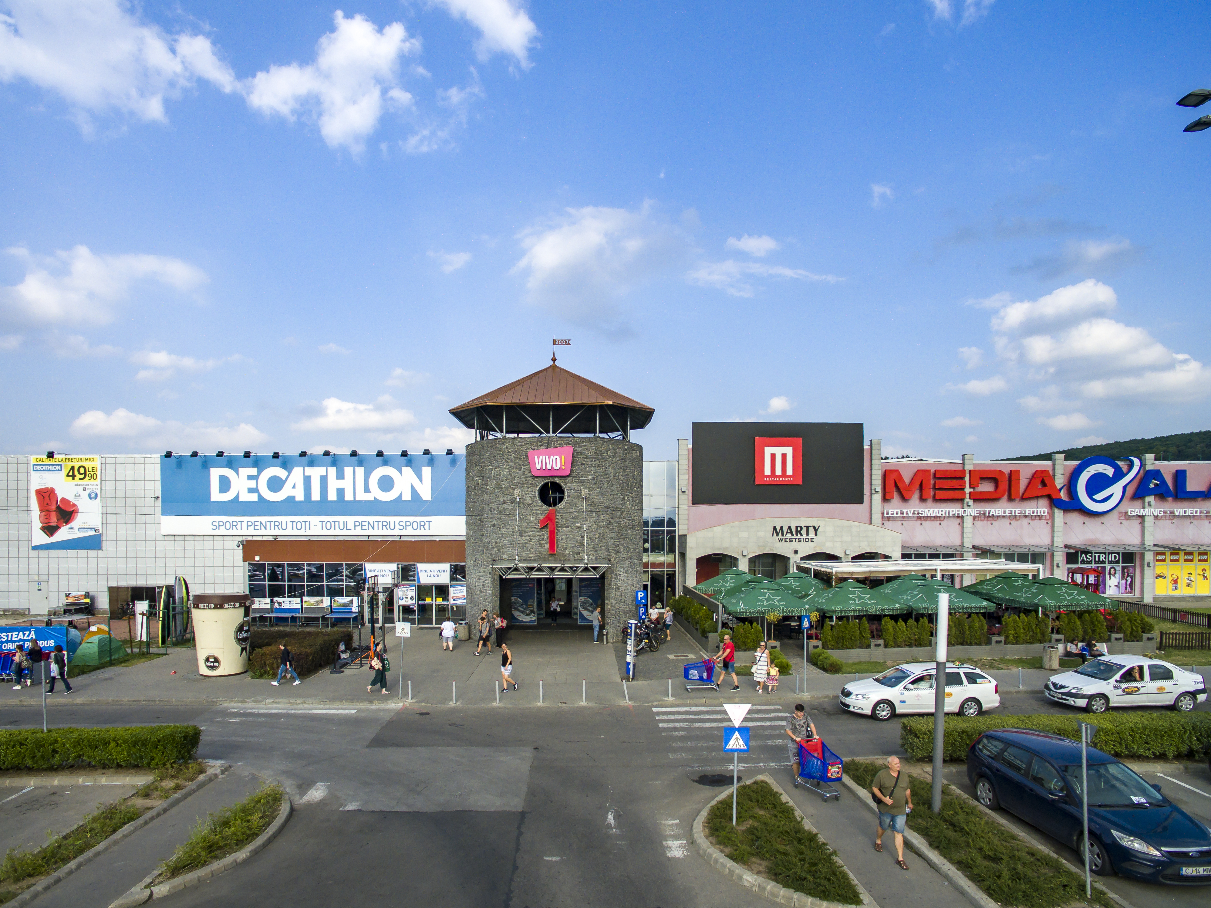 VIVO! | A shopping center in the heart of Transylvania | CPI Europe